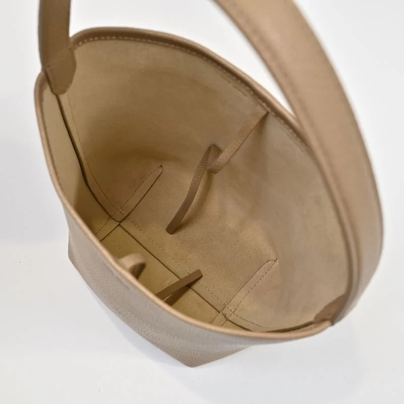 Mirror quality The Row Bucket Bags