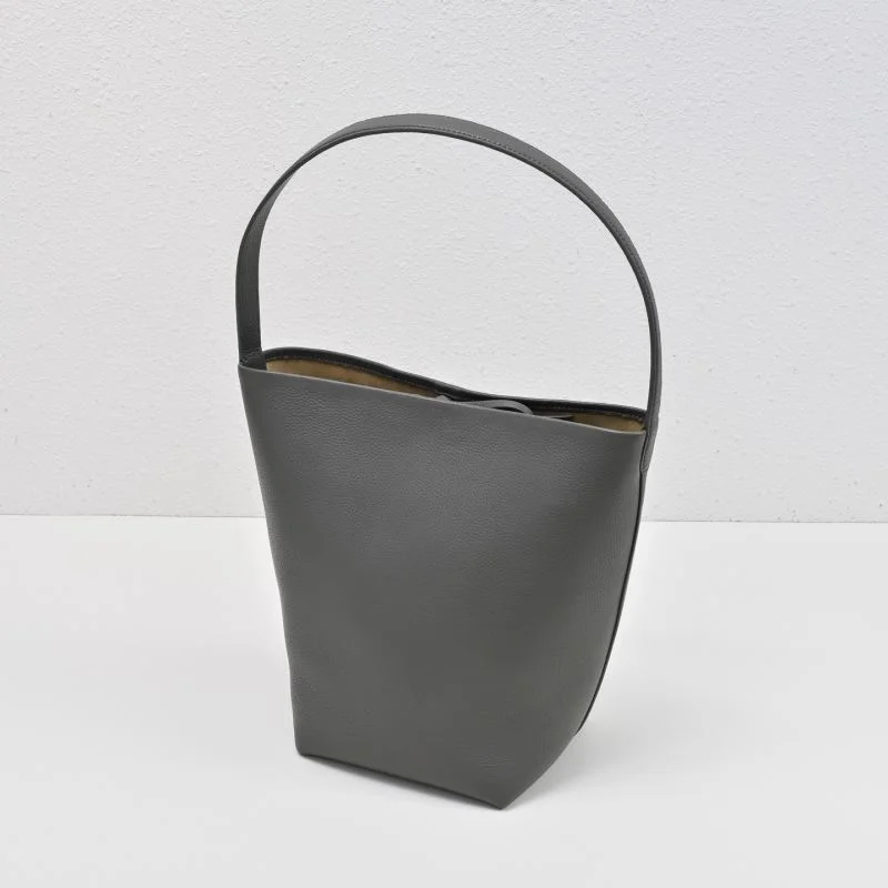 Discounted The Row Bucket Bags