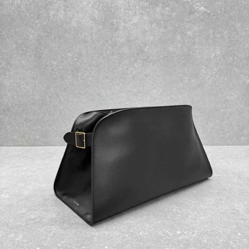 Accurate model The Row Clutch Bags