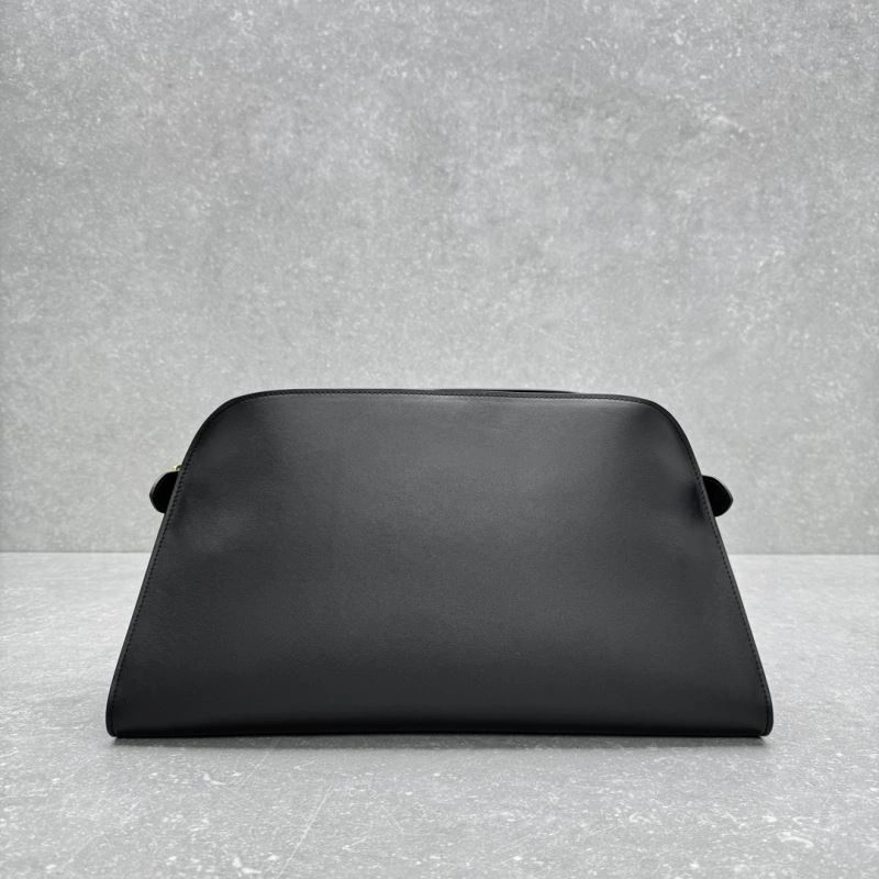 Accurate model The Row Clutch Bags