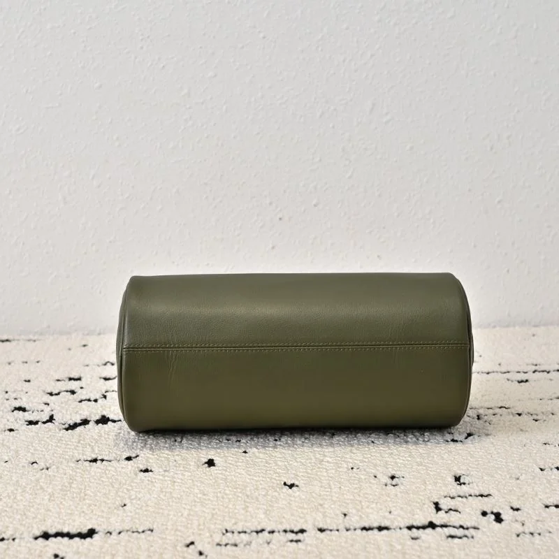 Indistinguishable The Row Round Bags