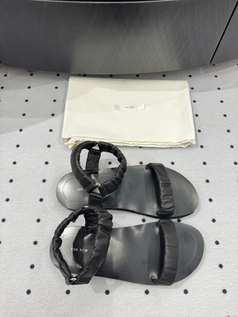 Indistinguishable The Row Sandals
