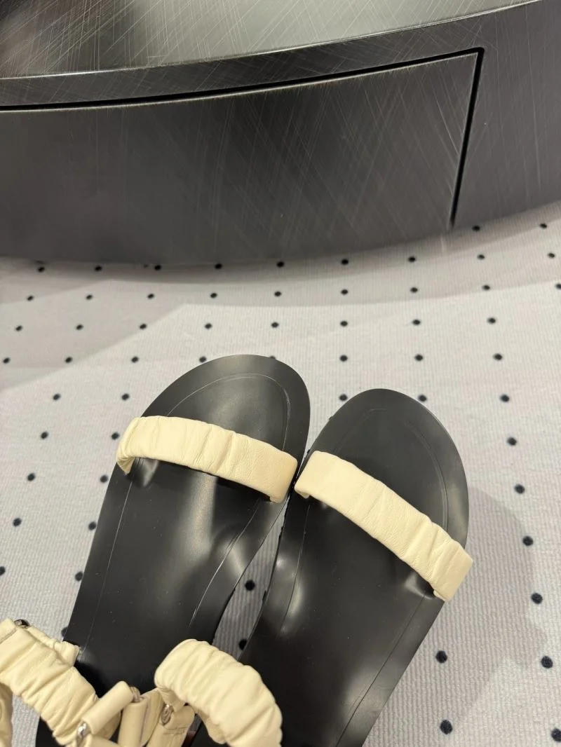 1:1 copy The Row Sandals