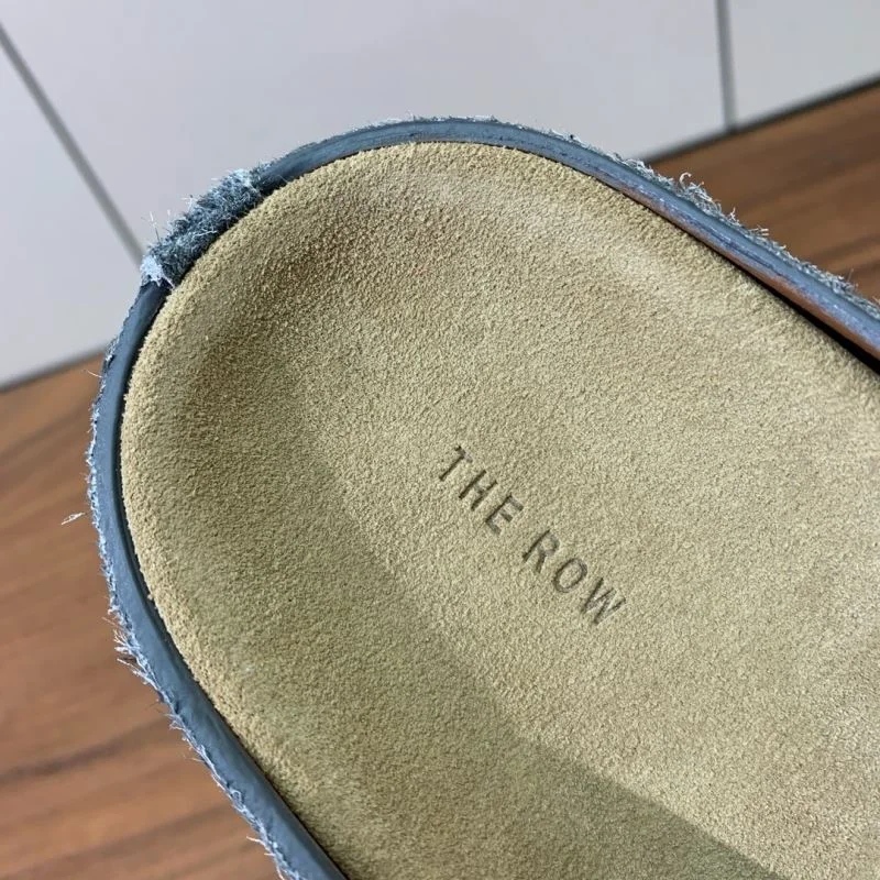 Top mirror The Row Sandals