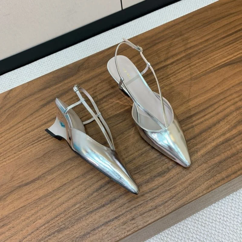 High accuracy The Row Sandals