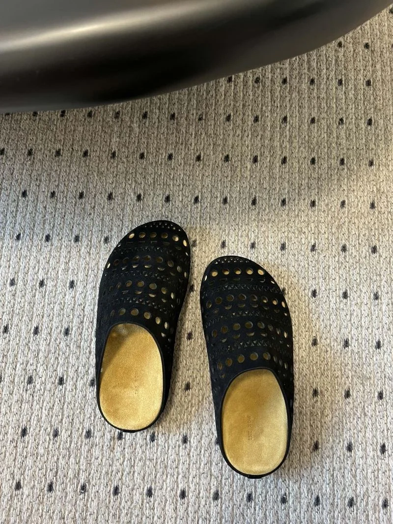 Affordable The Row Sandals