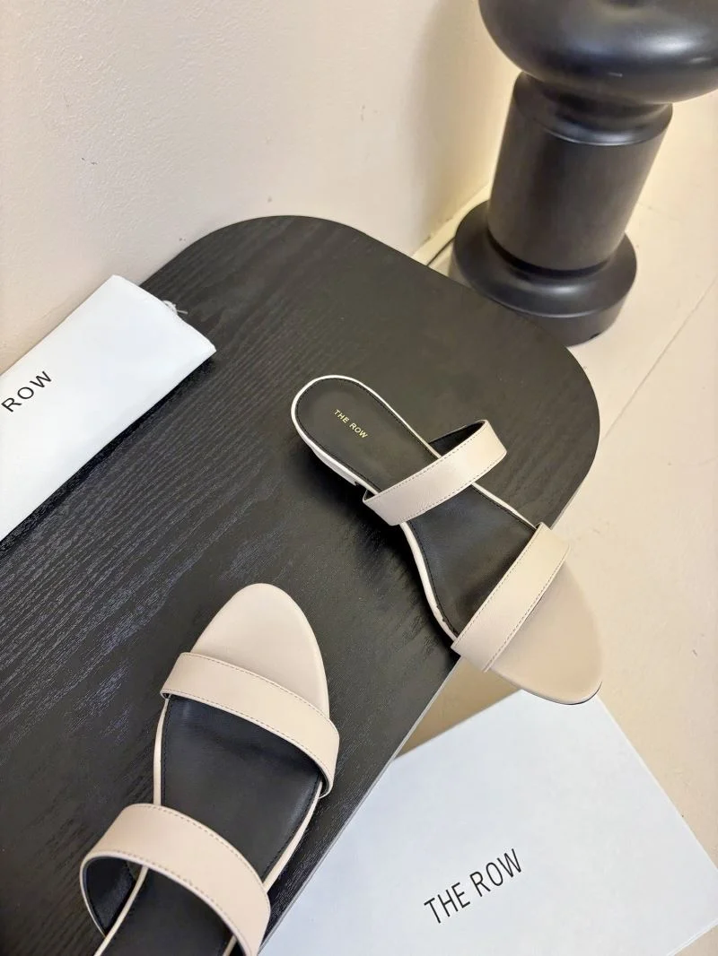 Exact replica The Row Sandals