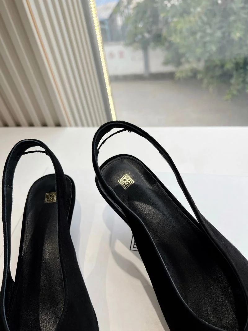 Low-cost The Row Sandals
