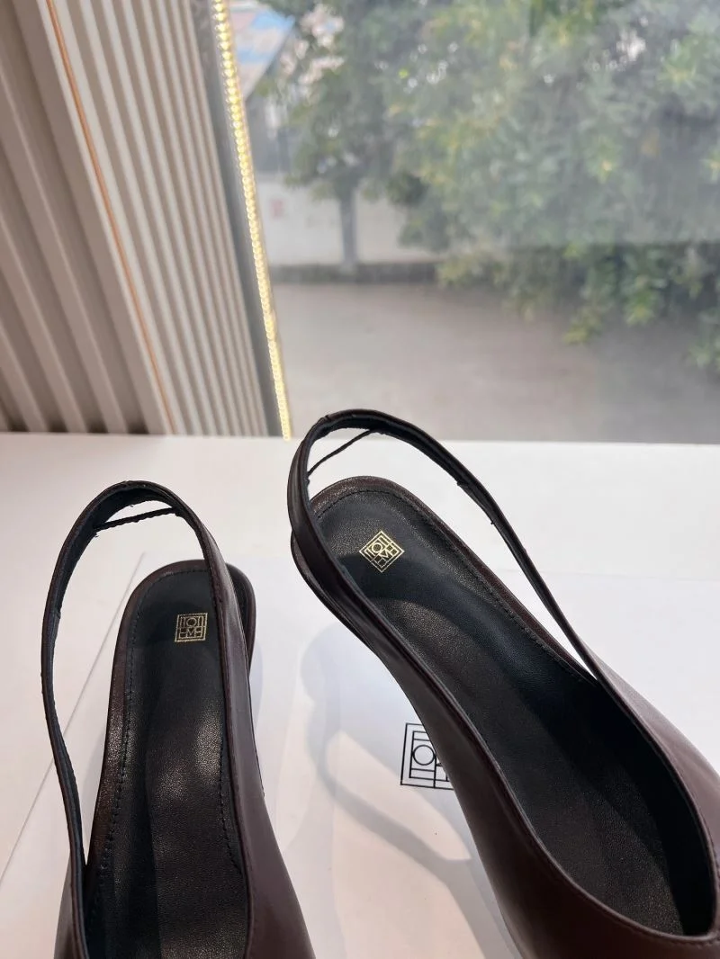 Cut-rate The Row Sandals
