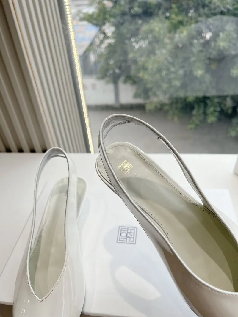 Top mirror The Row Sandals