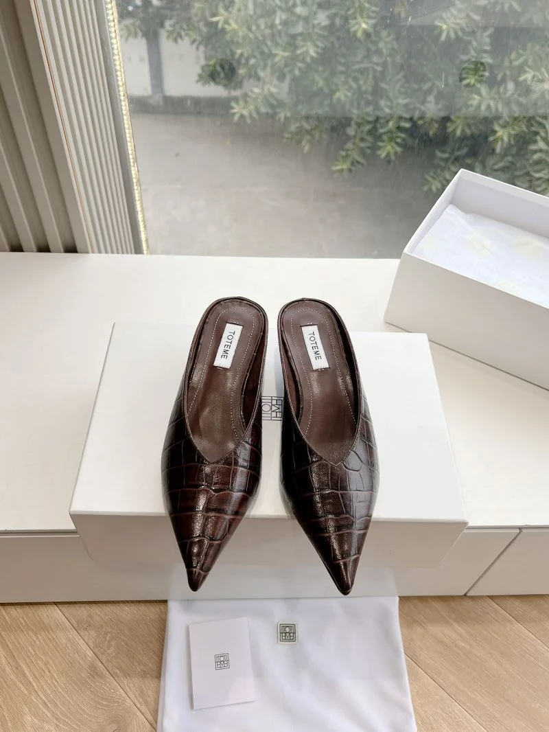 Cut-rate The Row Sandals
