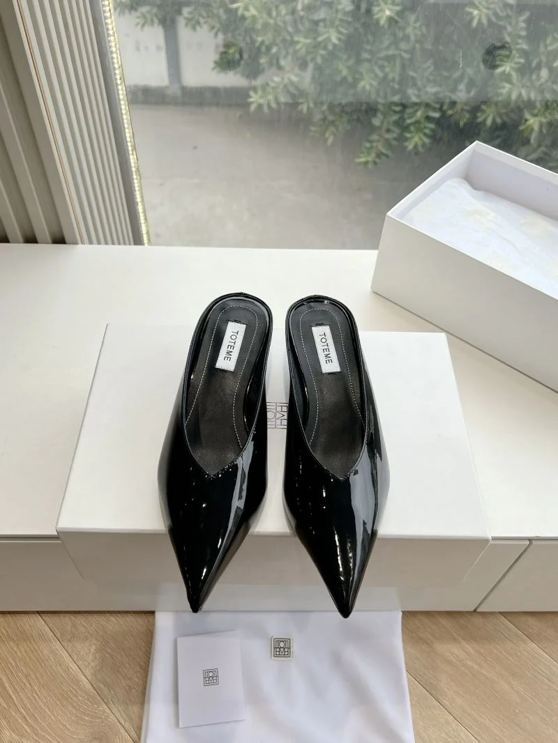 Affordable The Row Sandals