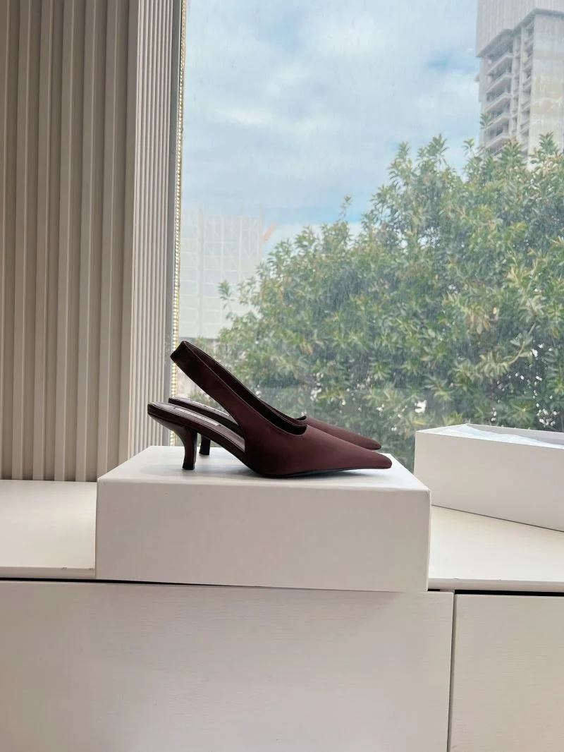 Mirror quality The Row Sandals