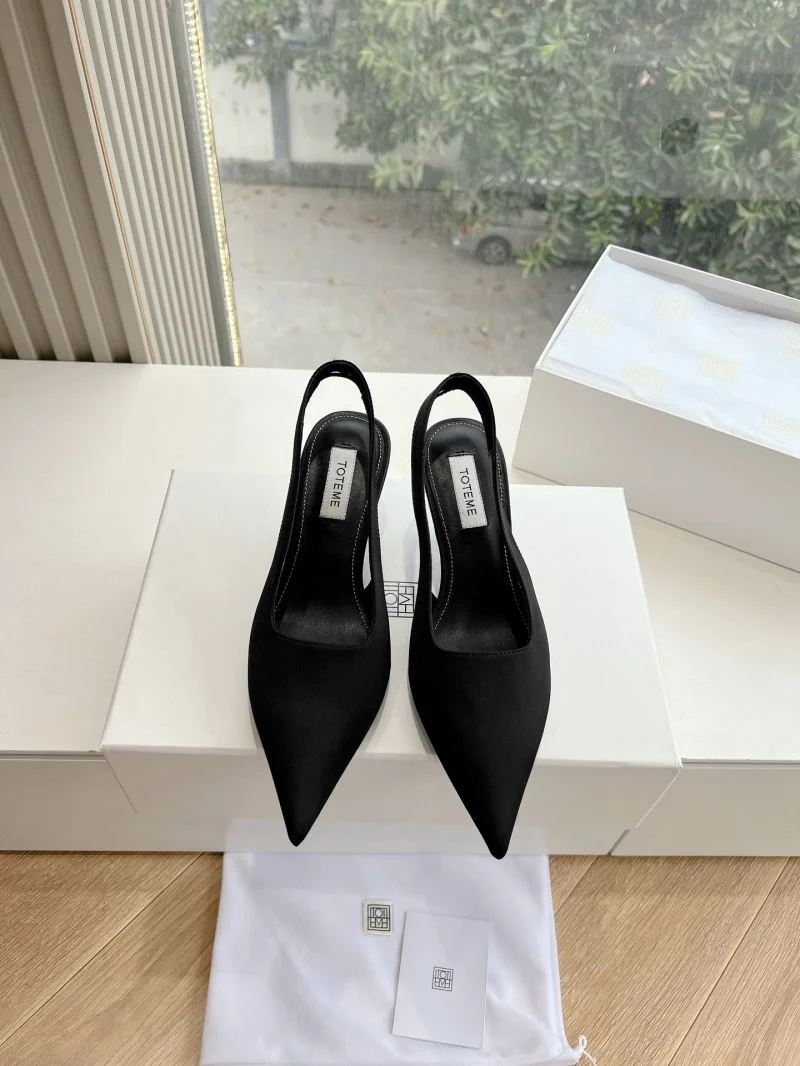 Brand-original The Row Sandals