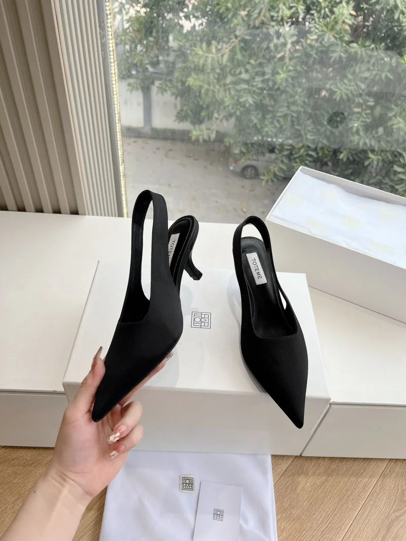 Brand-original The Row Sandals