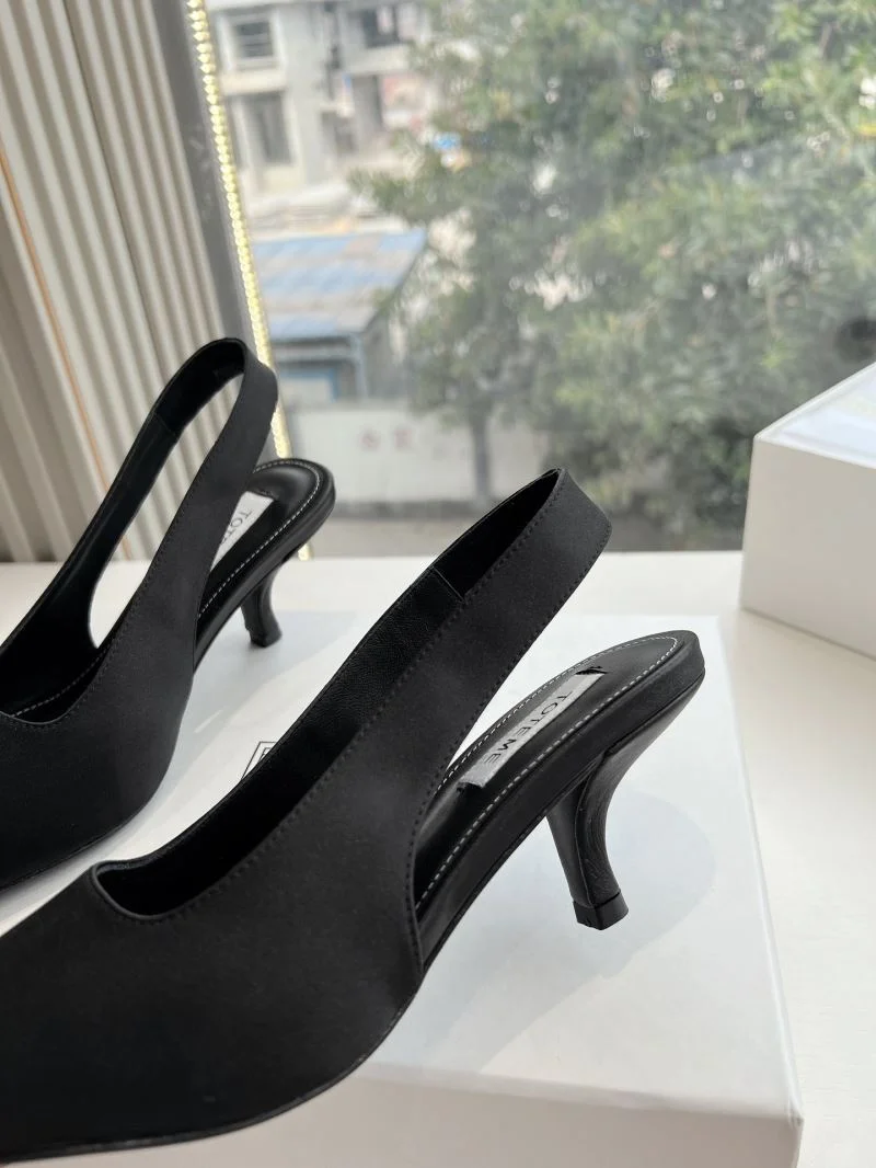 Brand-original The Row Sandals