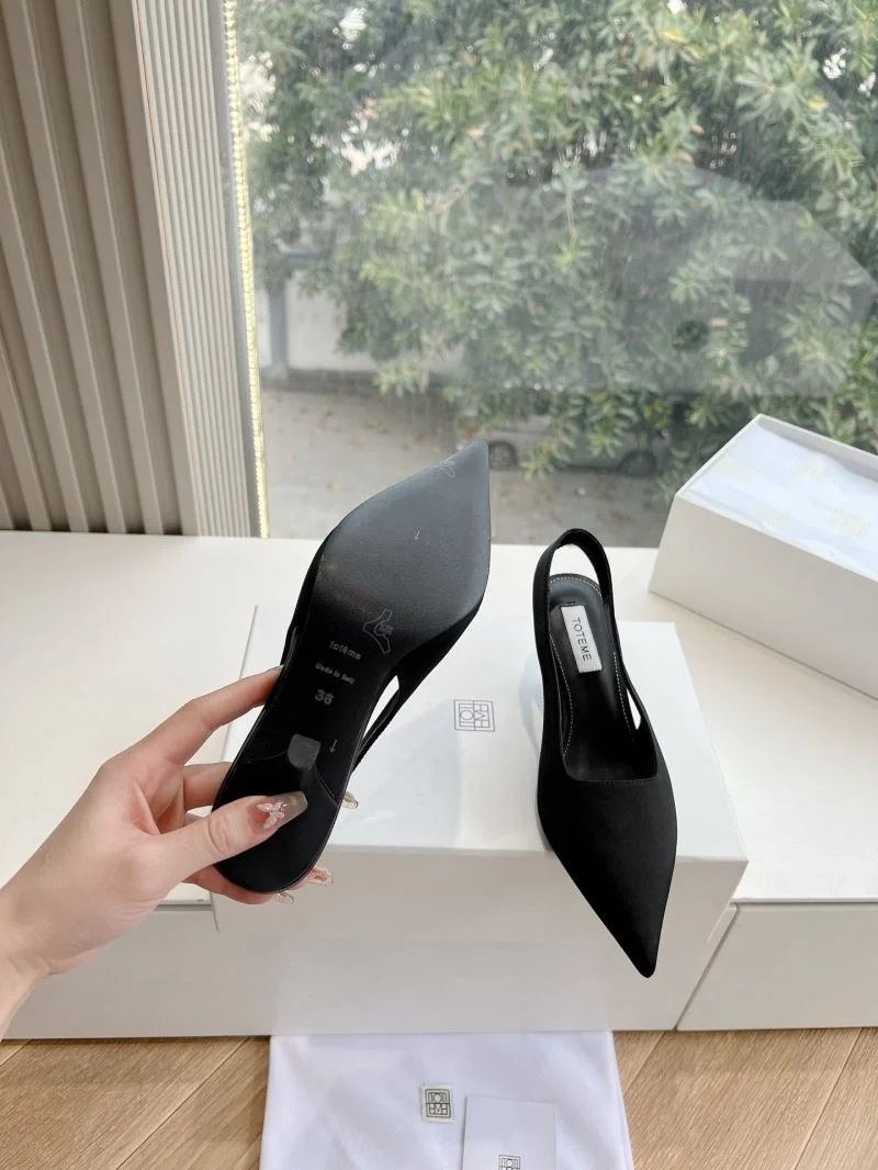 Brand-original The Row Sandals