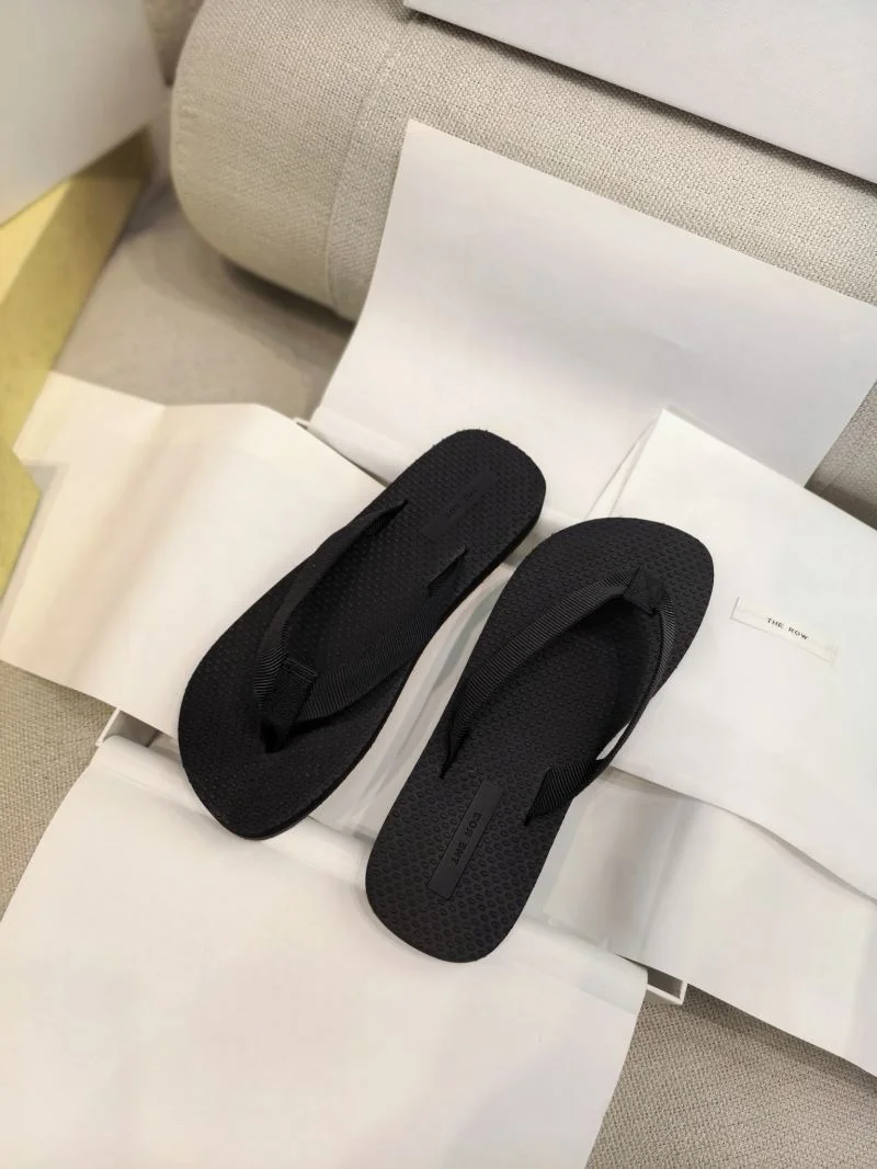 High accuracy The Row Sandals