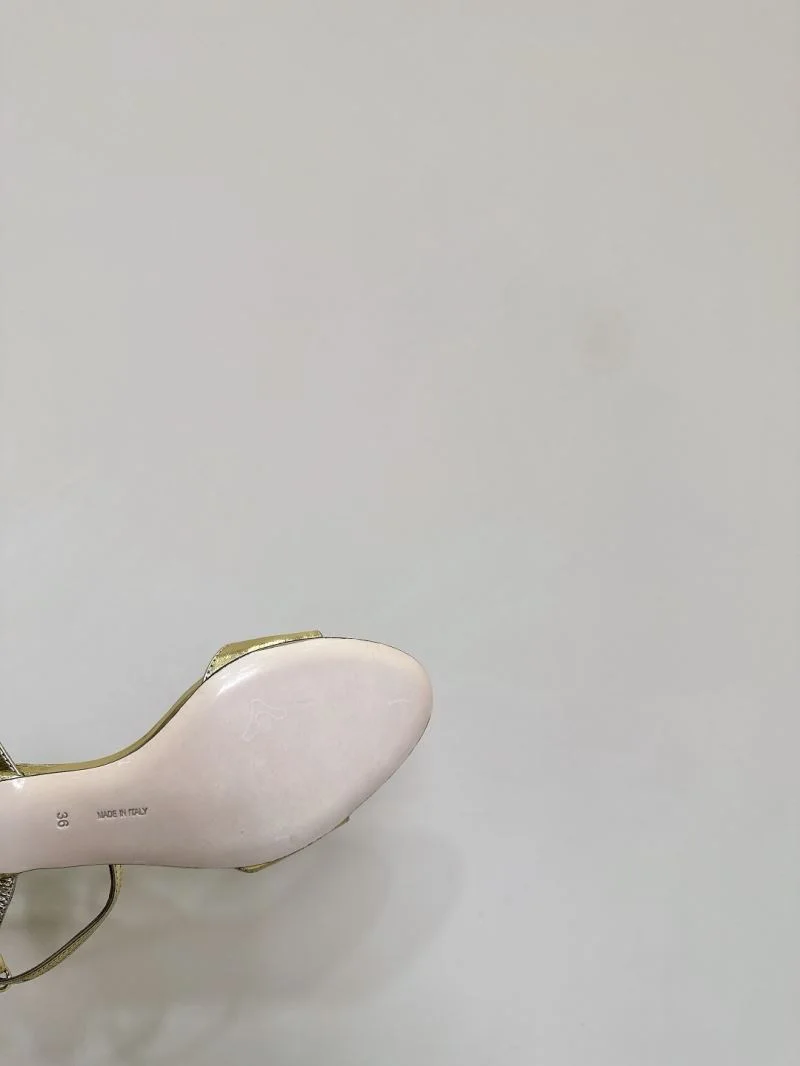 Indistinguishable The Row Sandals