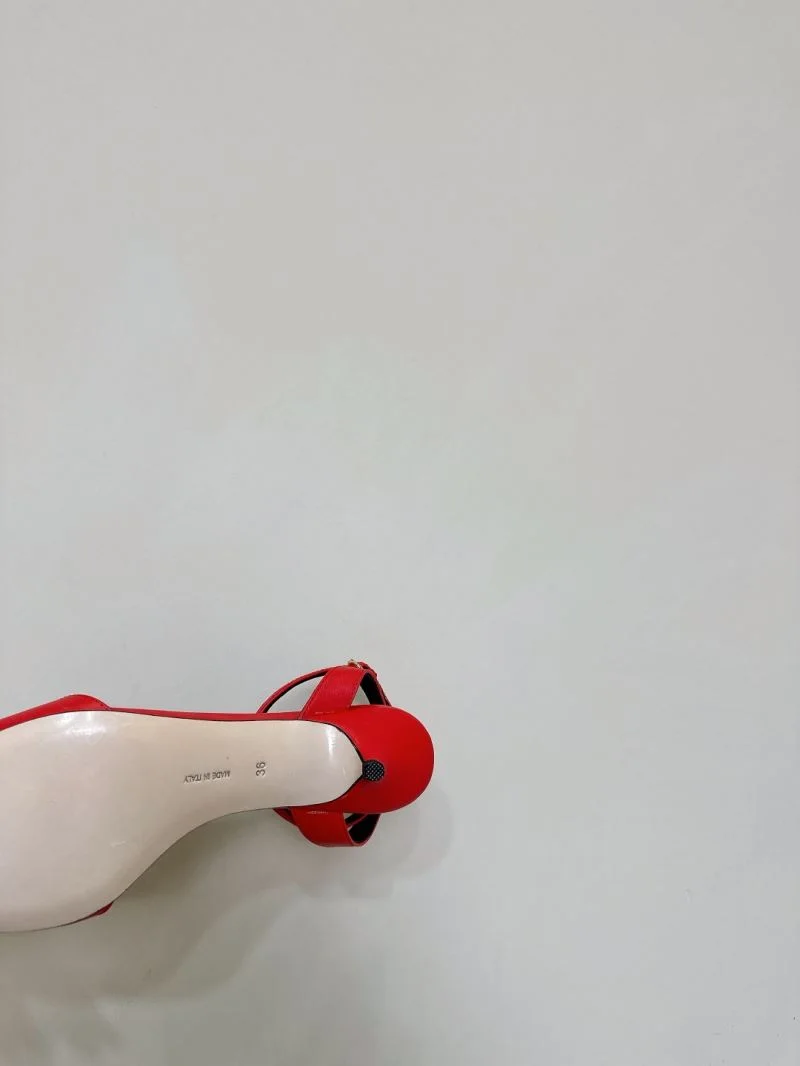 Brand-original The Row Sandals