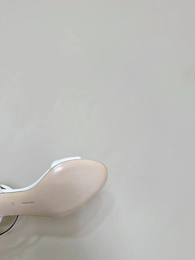 Mirror quality The Row Sandals