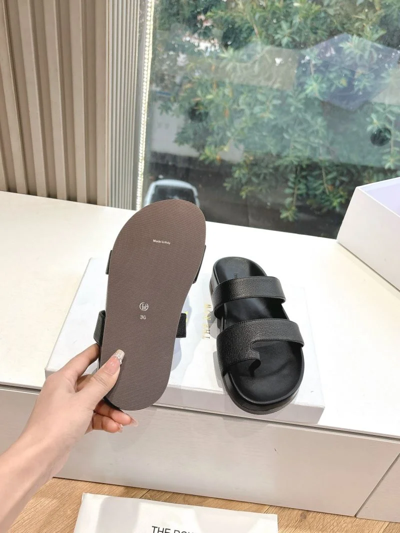 Exact replica The Row Sandals