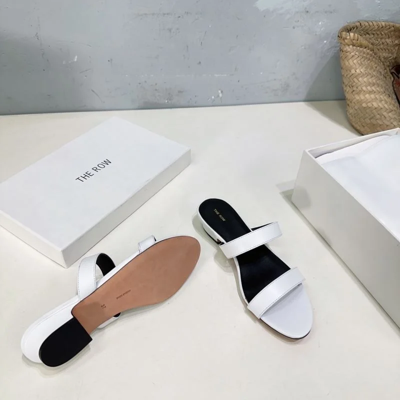 High accuracy The Row Sandals