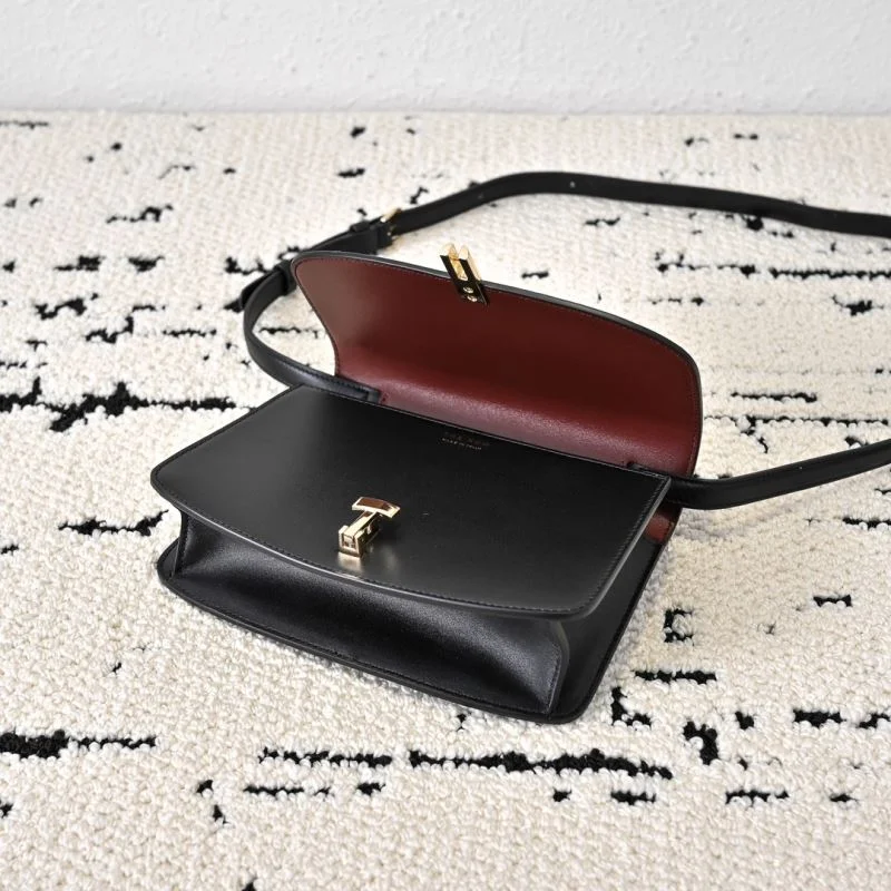 Accurate model The Row Satchel Bags