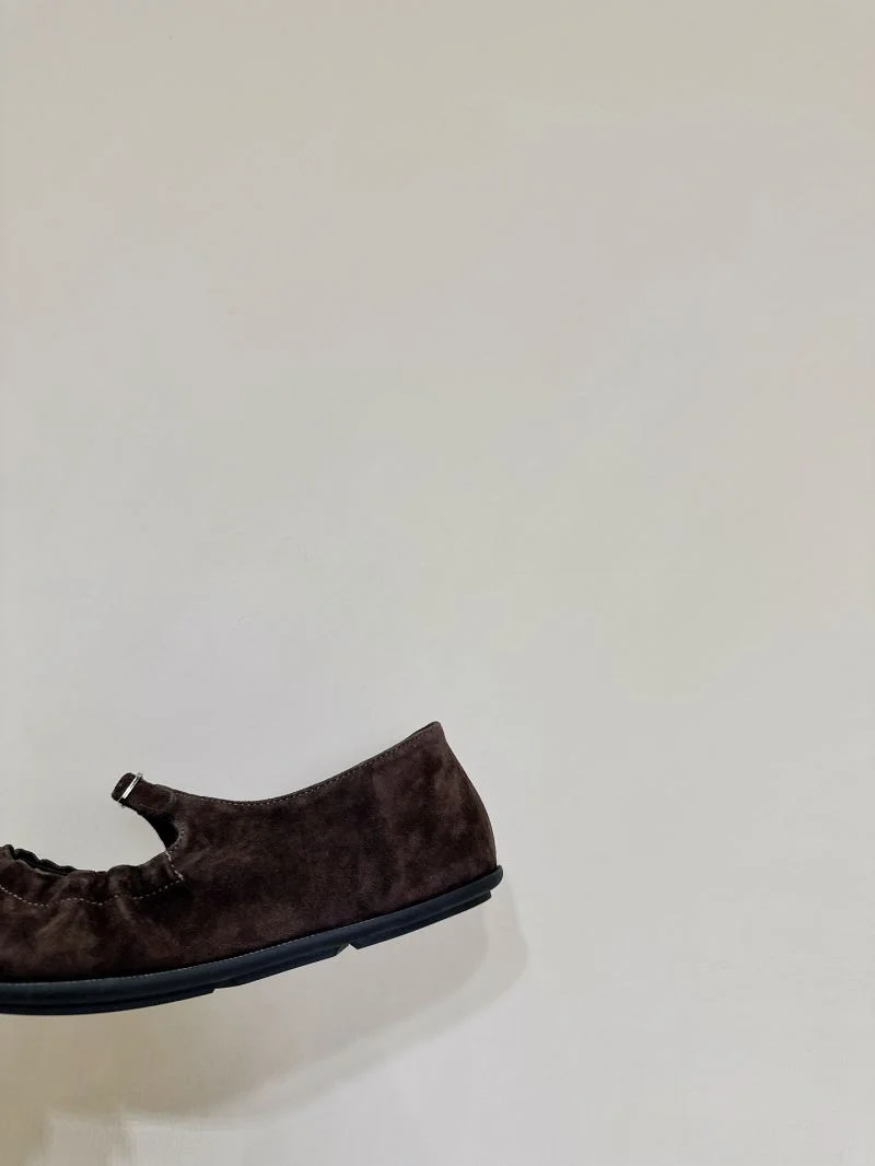 Top mirror The Row Shoes