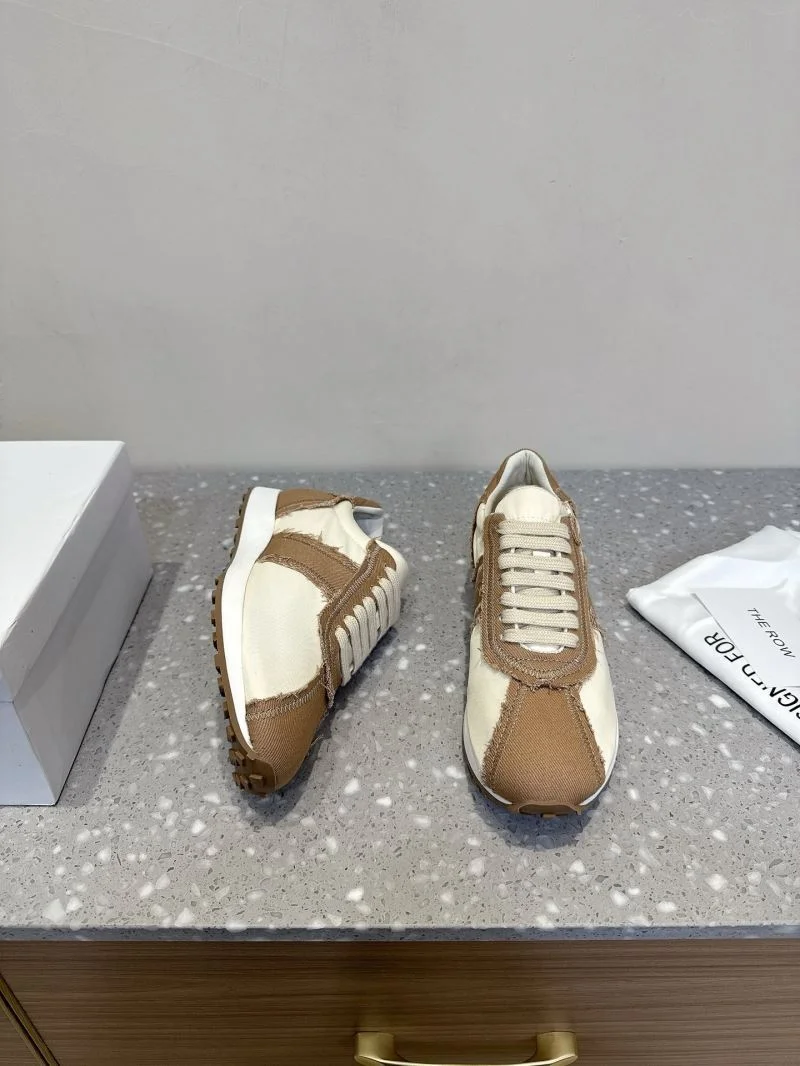 Top mirror The Row Shoes