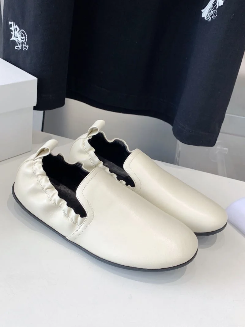 Indistinguishable The Row Shoes