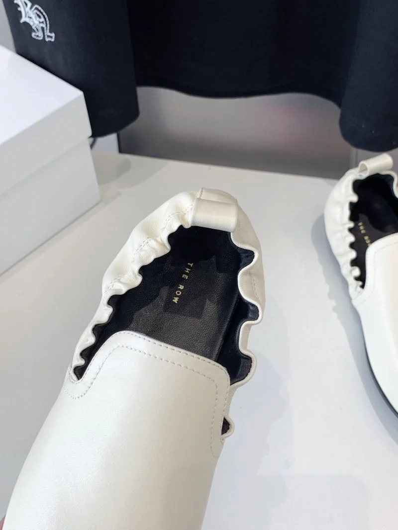 Indistinguishable The Row Shoes
