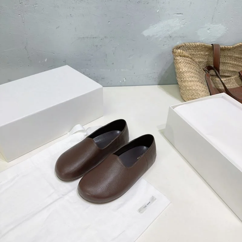 Top mirror The Row Shoes