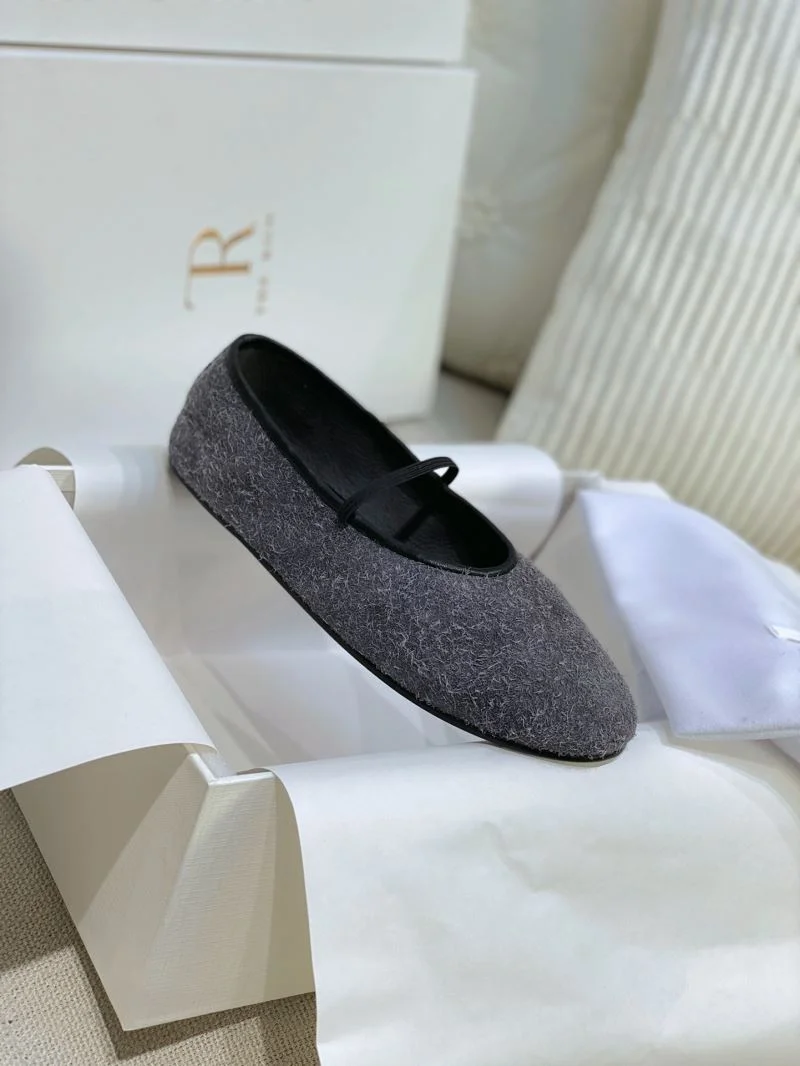 Indistinguishable The Row Shoes