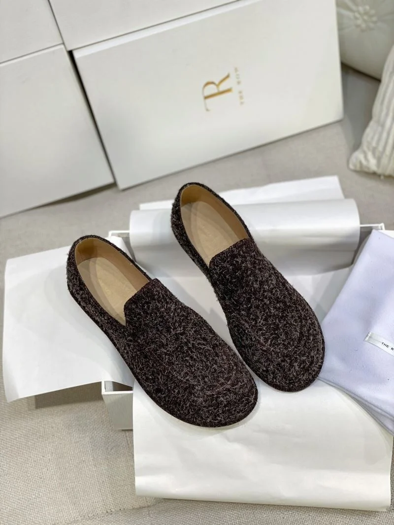 Top mirror The Row Shoes