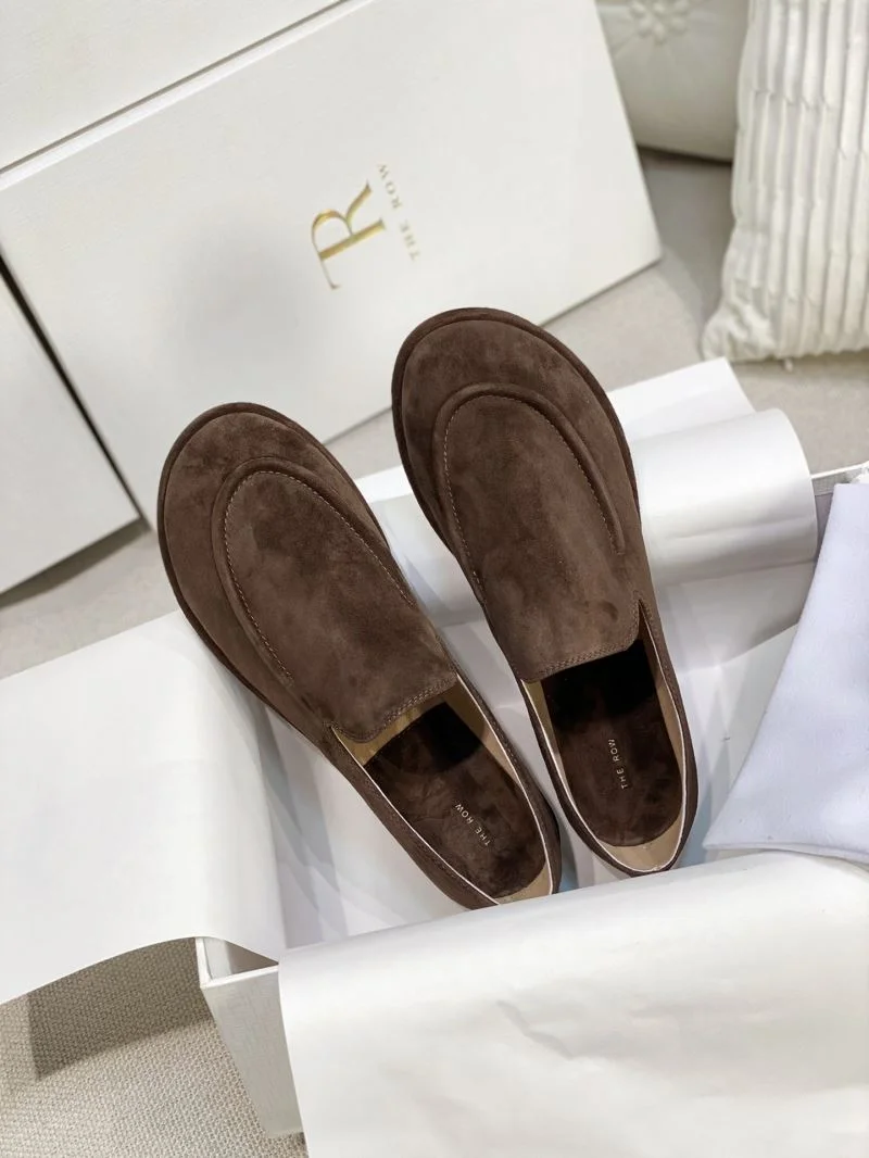 Exact replica The Row Shoes