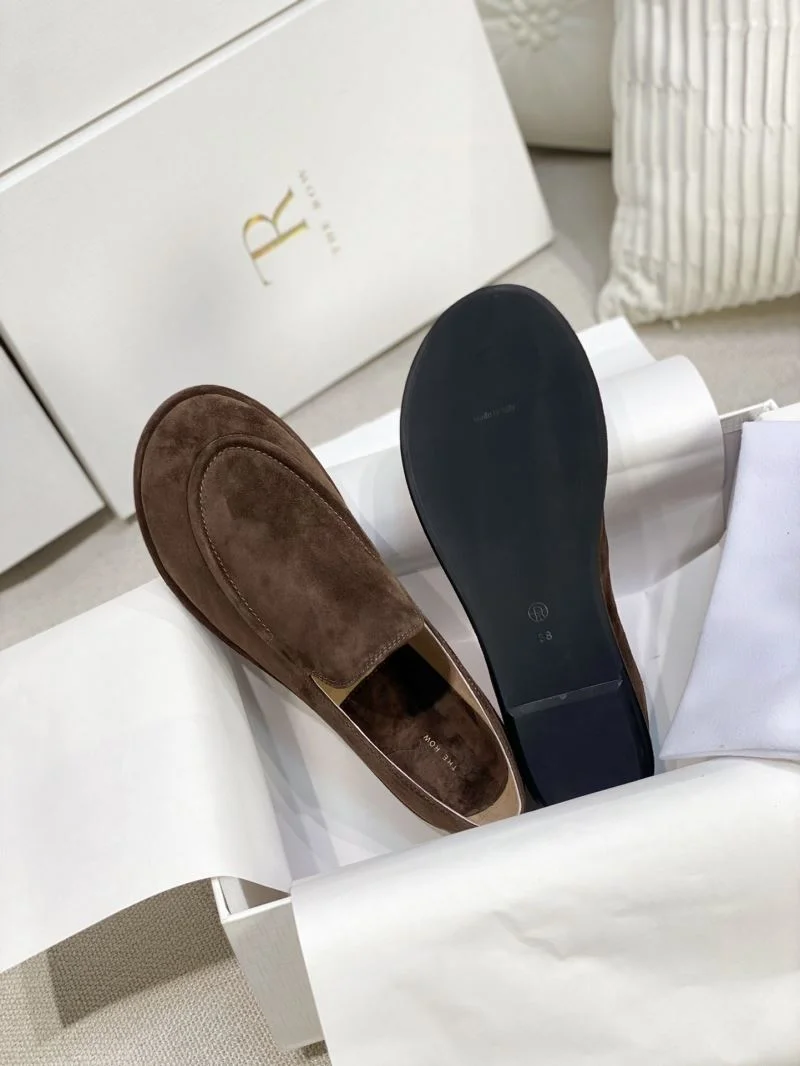 Exact replica The Row Shoes