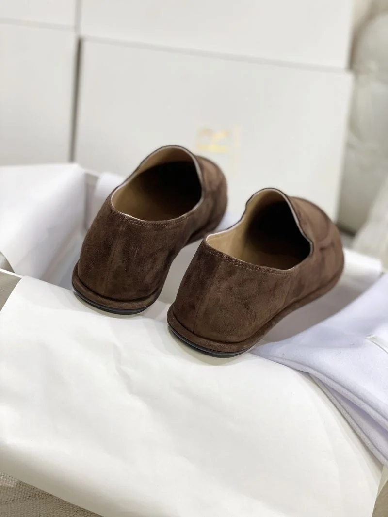Exact replica The Row Shoes