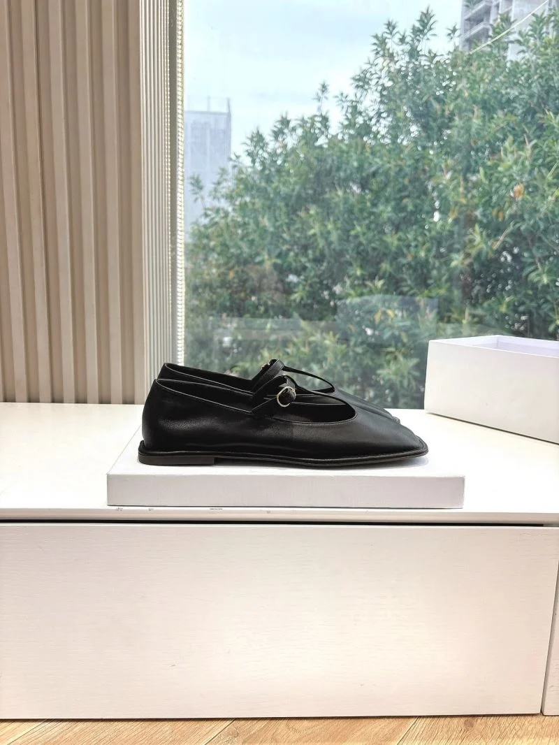Cut-rate The Row Shoes