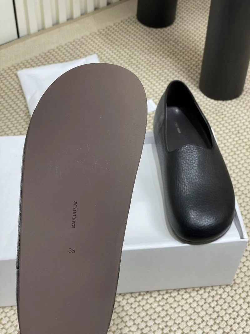 Cut-rate The Row Shoes