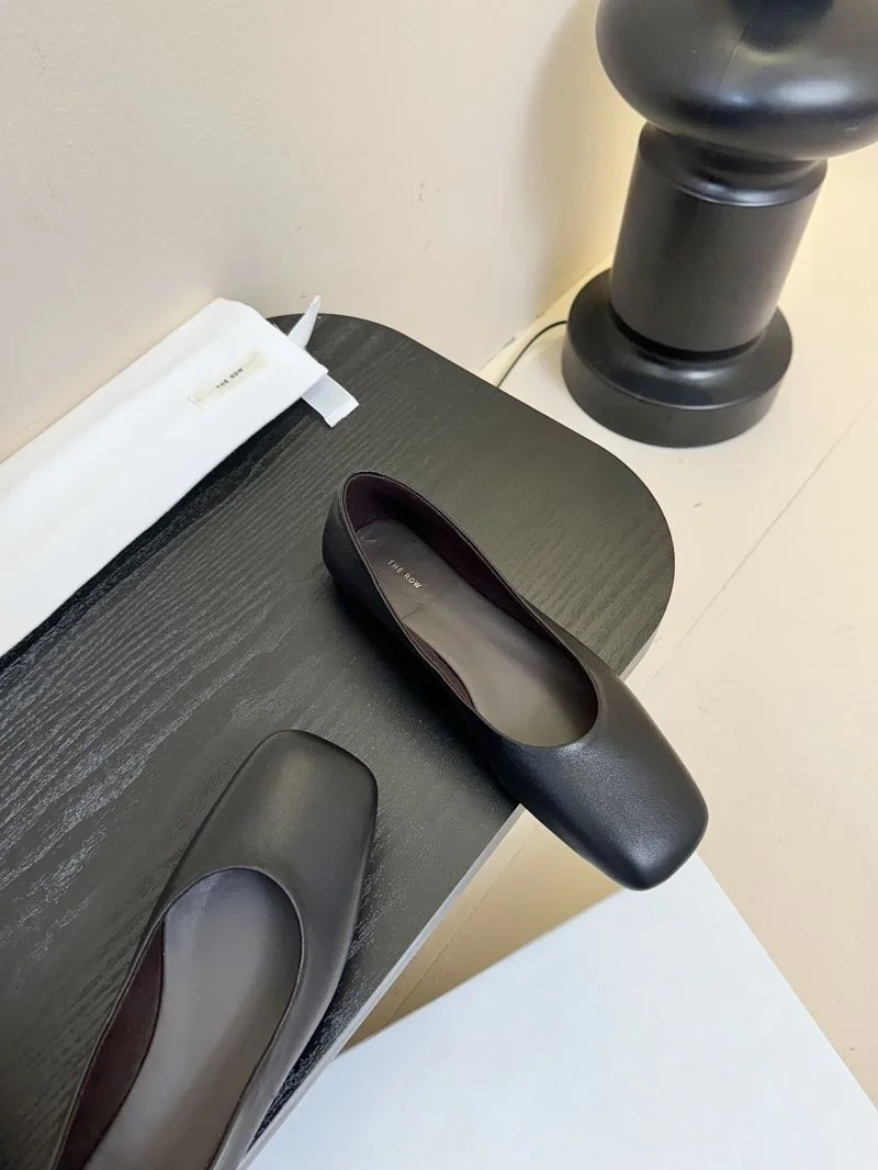 Indistinguishable The Row Shoes