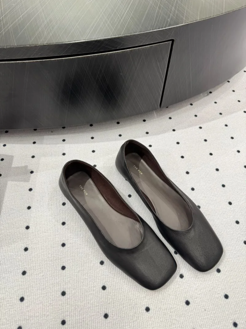 Exact replica The Row Shoes