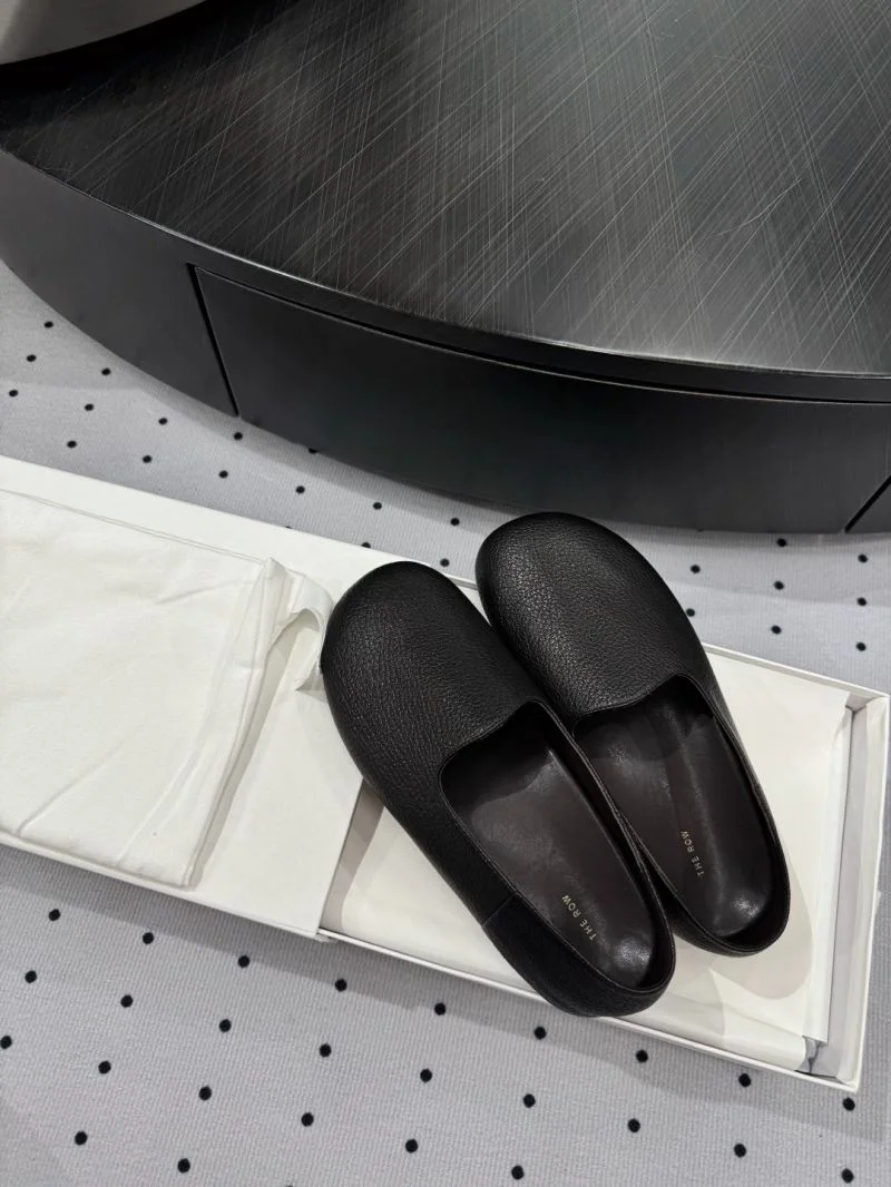 High fidelity The Row Shoes