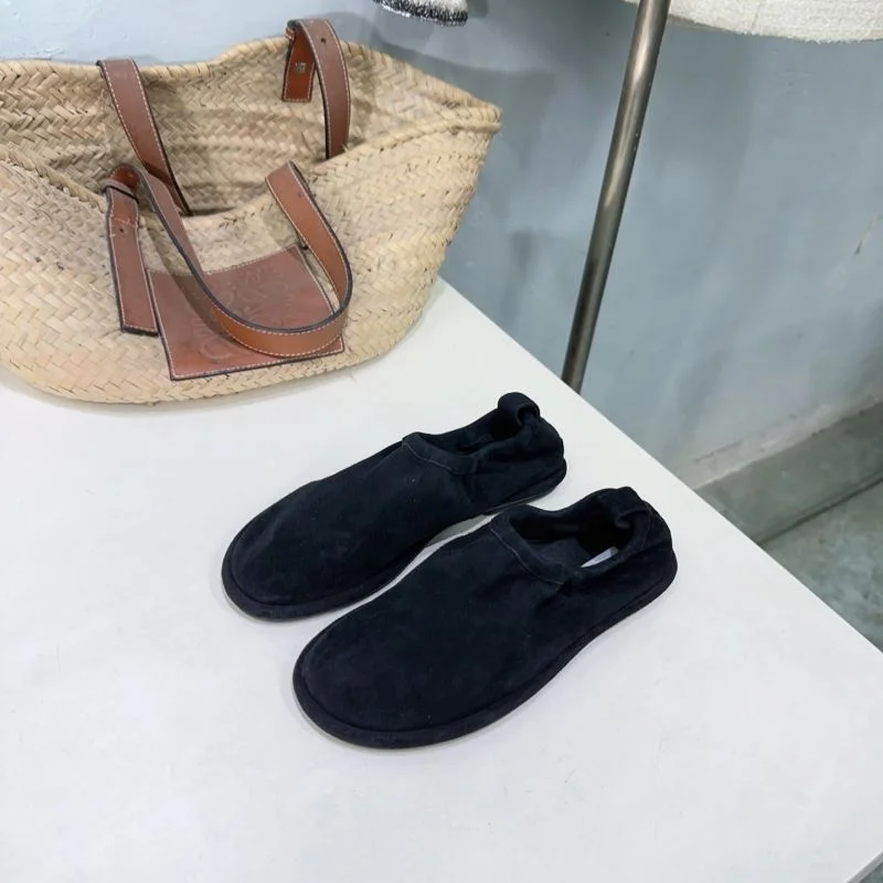 Exact replica The Row Shoes