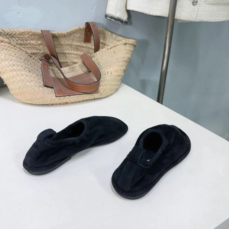 Exact replica The Row Shoes