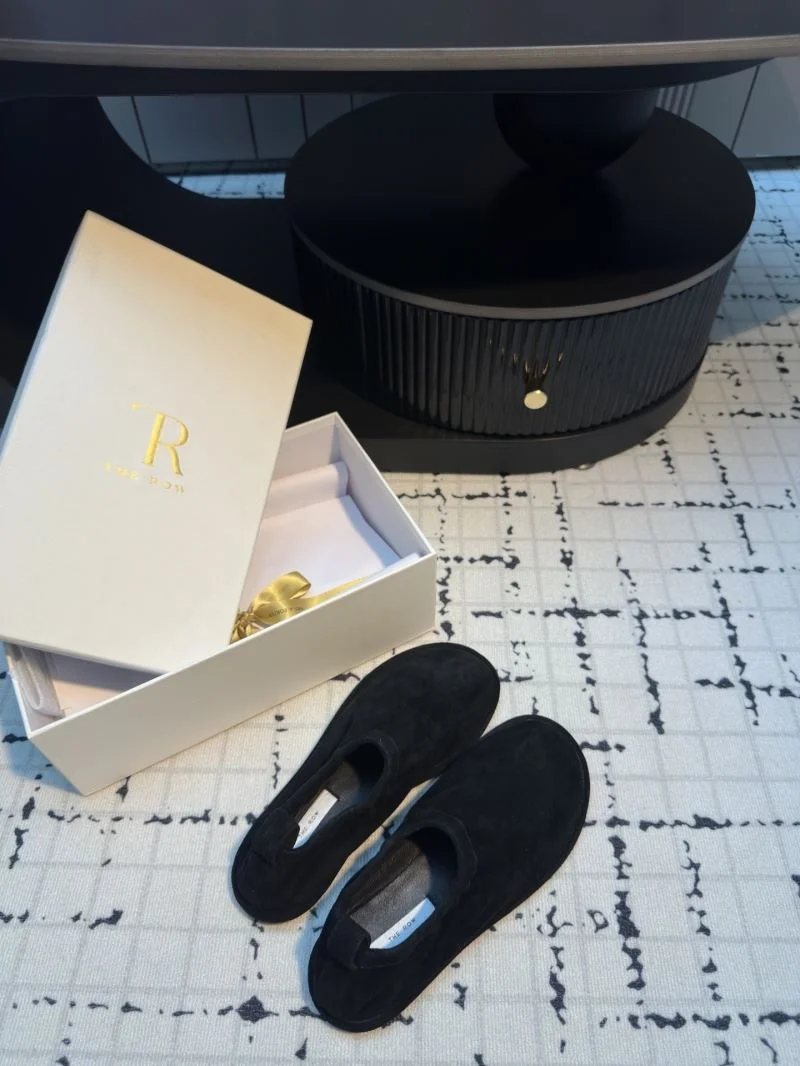 High accuracy The Row Shoes