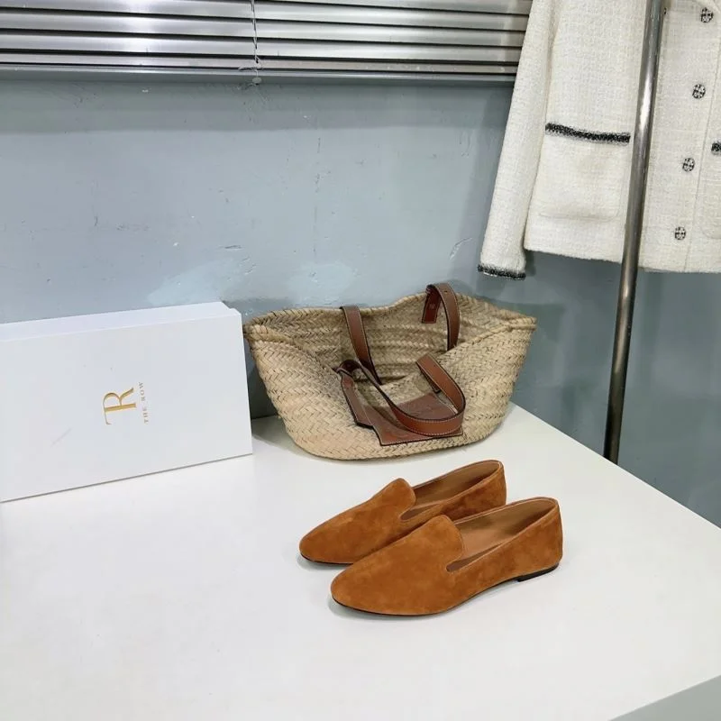 Indistinguishable The Row Shoes