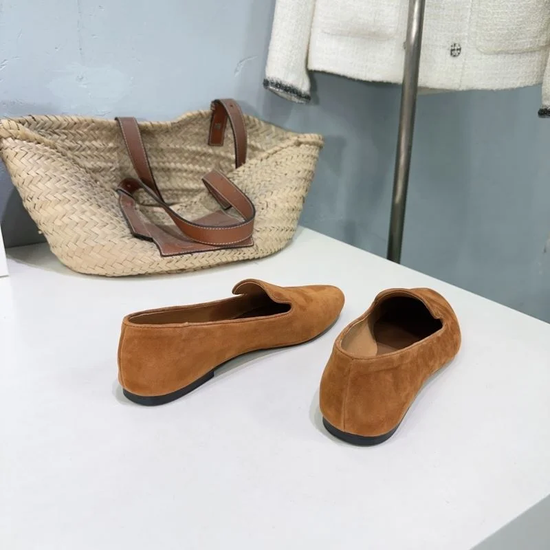 Indistinguishable The Row Shoes