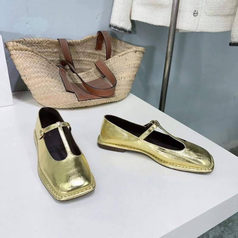 Accurate model The Row Shoes