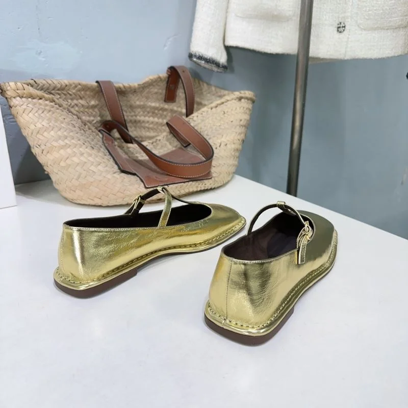 Accurate model The Row Shoes